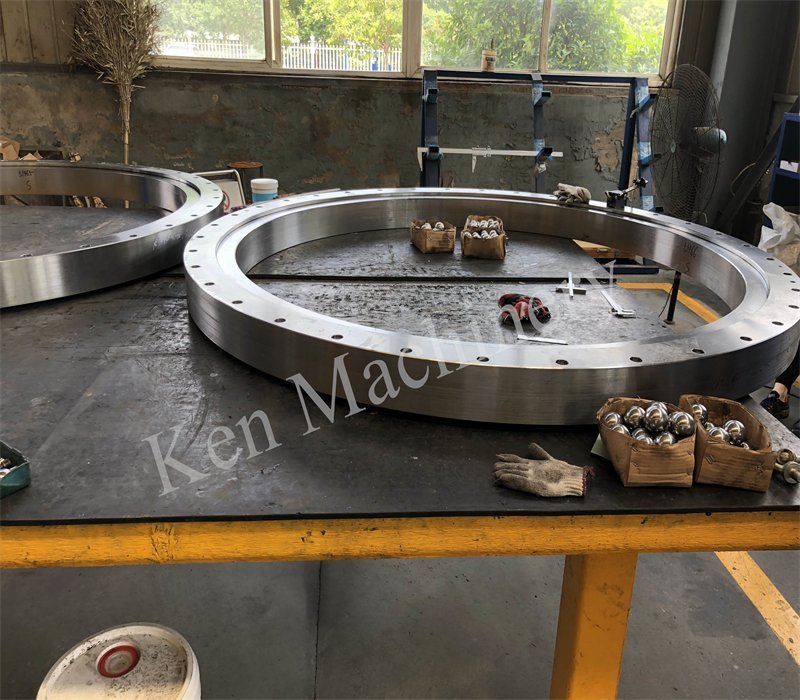 All Excavators’ Swing Bearing – Ken Machinery